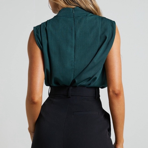 Showpo. | Tops | Nwt Showpo Top In Forrest Green | Poshmark